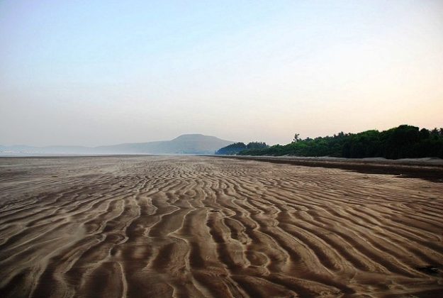 Beaches Near Pune (Within 100-200 Kms) Which Makes Your Weekend Special